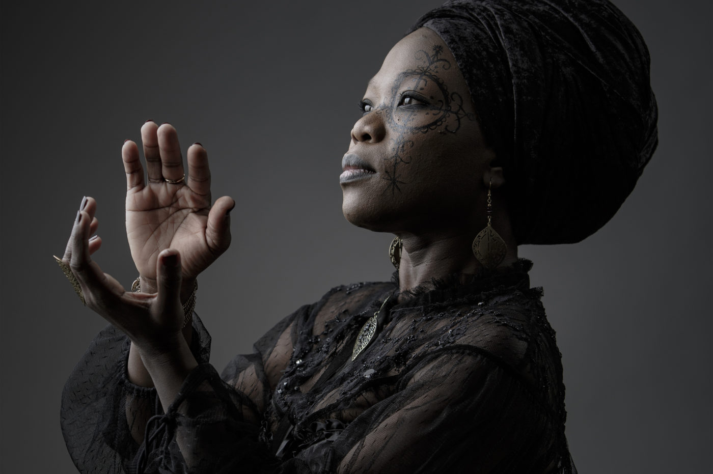 Moonlight Benjamin | ‘Siltane’ - What the France