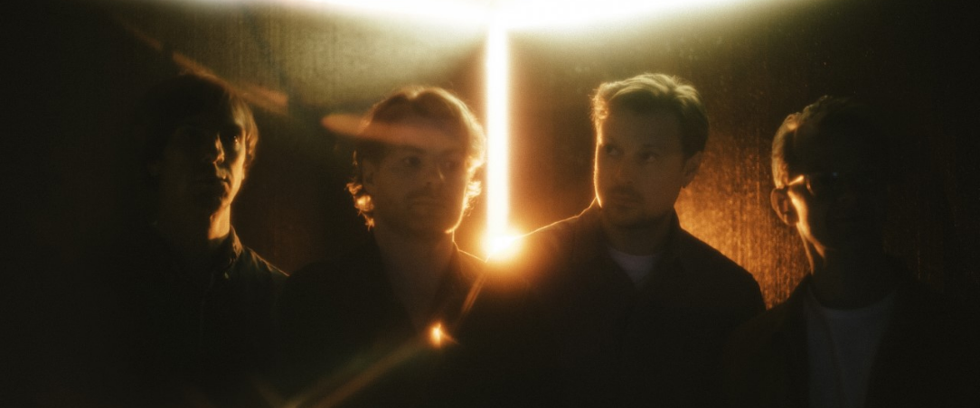 Django Django | Nouvel album "Glowing In The Dark" - What the France