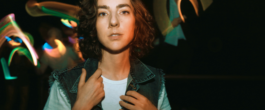 Cléa Vincent | Novo single "Gens de la nuit" - What the France