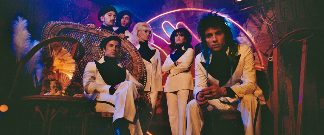 La Femme | Anuncia su nueva gira mundial - What the France