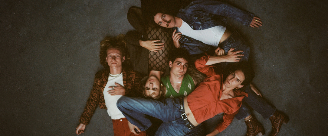 Parcels | World tour - What the France